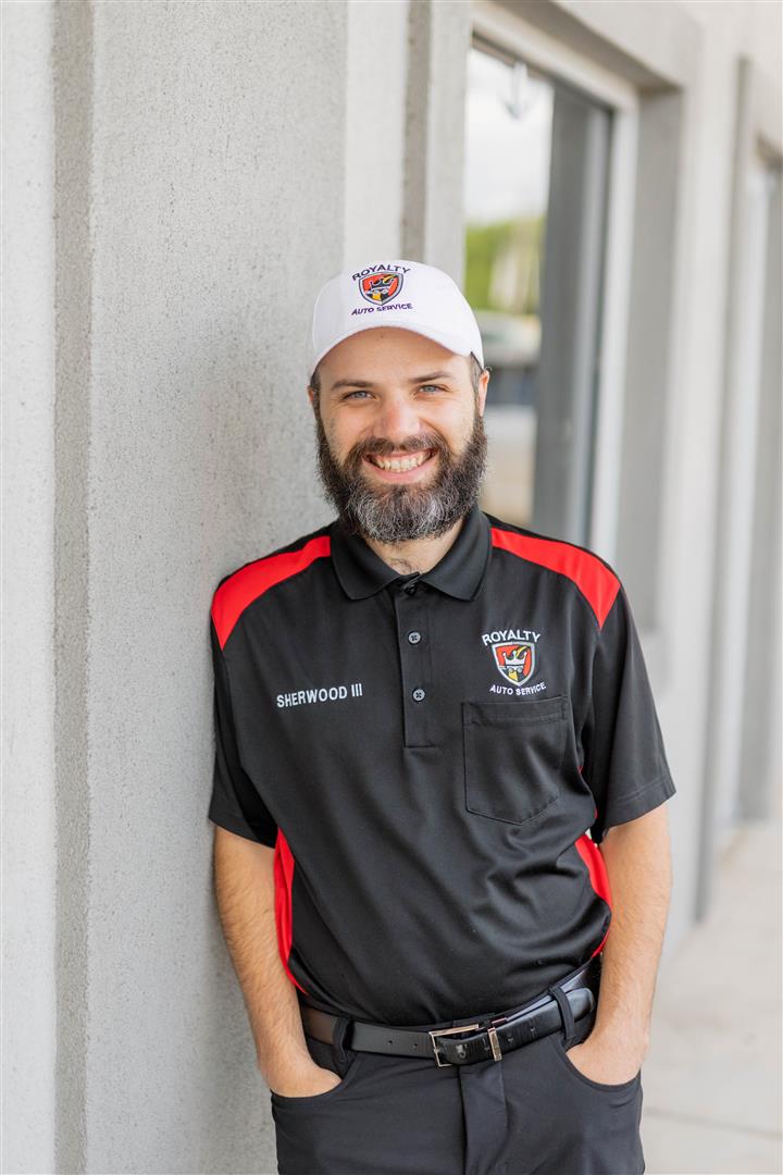 Meet the Team - Royalty Auto Service